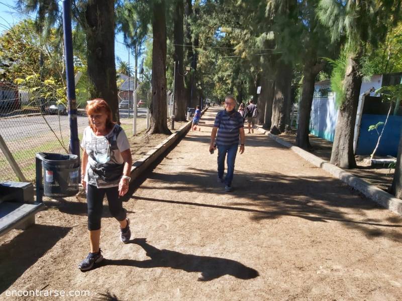 ZONA SUR PRESENTE!!!Seguimos caminando en el Parque Municipal de Lomas ...